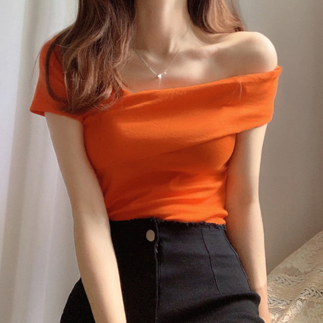 Irregular off-shoulder one word collar top – DRESSVY
